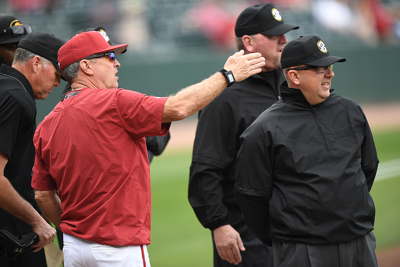 VIDEO: Dave Van Horn, players recap Arkansas' 21-1 win over Grambling ...