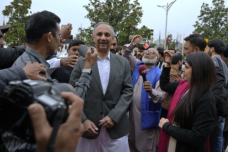 Pakistan swears in newly elected lawmakers | Northwest Arkansas ... Pakistan swears in newly elected lawmakers | Northwest Arkansas ...