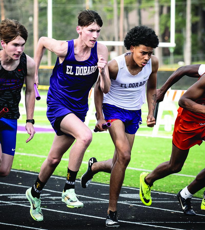 Wildcats' McMillon logs four miles at Oil Belt Relays | El Dorado News
