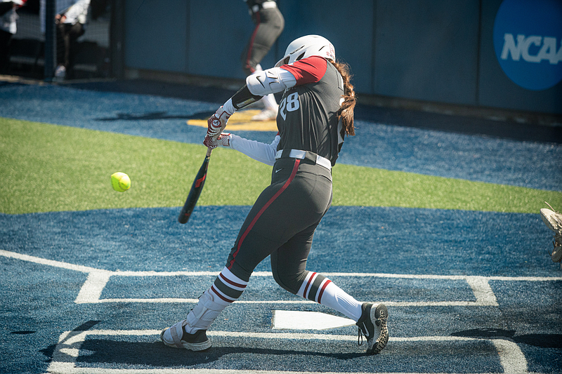 No. 20 Arkansas softball defeats Texas A&M-Commerce by run rule | Whole ...