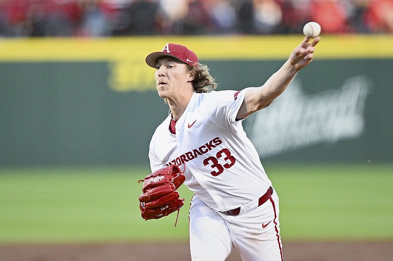 No. 1 Arkansas baseball team faces first road test at No. 24 Auburn ...