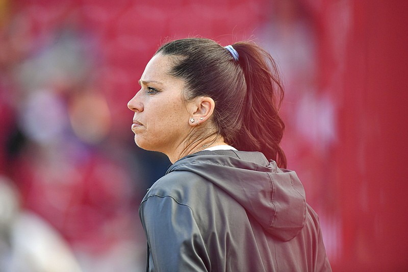 VIDEOS: Courtney Deifel, Reagan Johnson preview Arkansas softball's ...