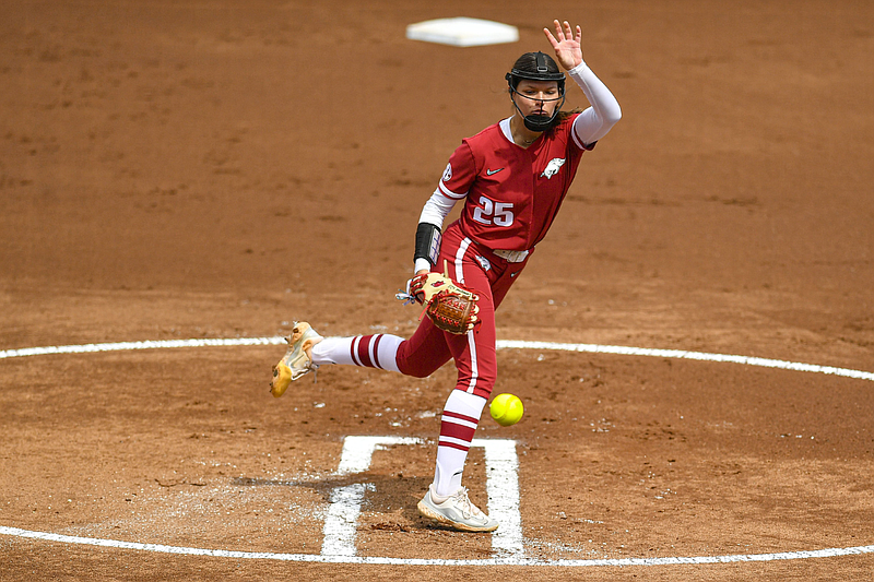 Camenzind, Leinstock combine for shutout, No. 17 Arkansas softball ...
