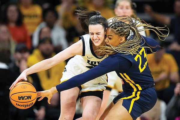 NCAA Women's Capsules: Clark scores 32 as Iowa survives against West ...