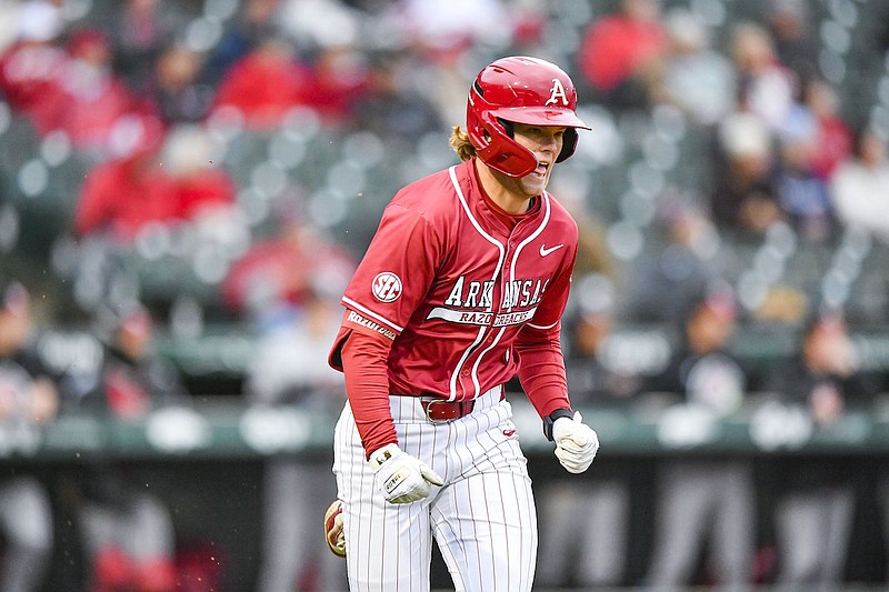 Arkansas baseball 1-hits Arkansas State to win 18th in a row at home ...