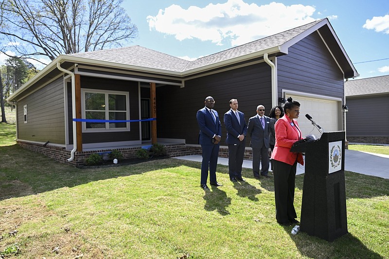 Little Rock officials hold ribbon-cutting at federally funded ...