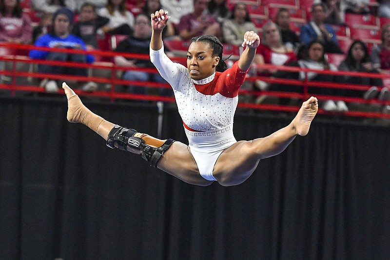 Arkansas gymnastics team advances to final | The Arkansas Democrat ...