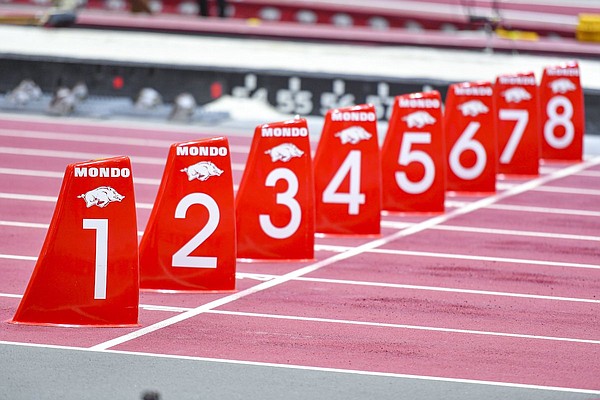 Arkansas track sprinters place well at outdoor meet | Whole Hog Sports