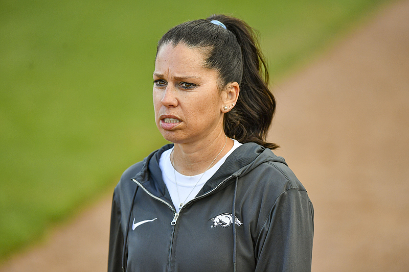 Arkansas softball falls at South Carolina to even series | Whole Hog Sports