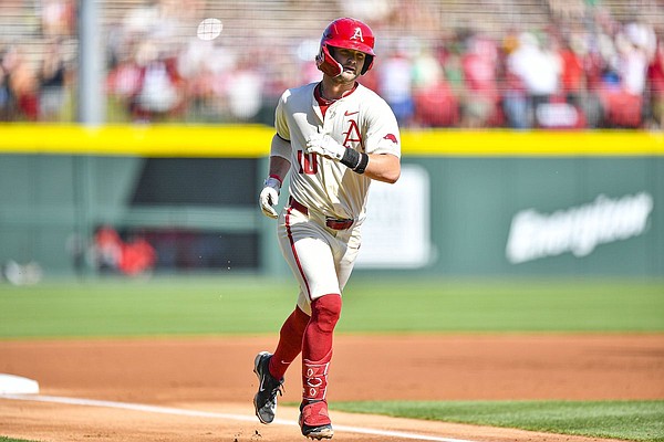Arkansas baseball wins tight again to sweep Texas Tech | Whole Hog Sports