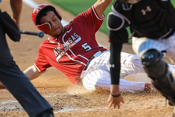 Arkansas baseball takes Game 3 at South Carolina to earn second road ...