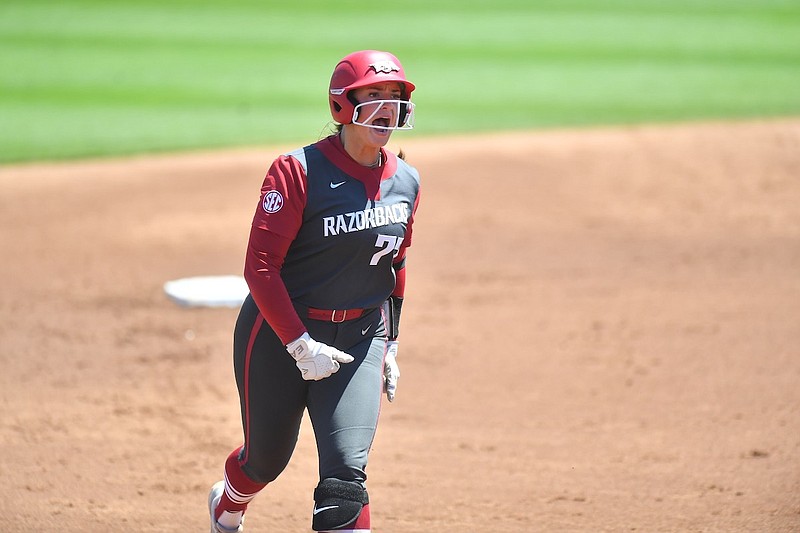 Bri Ellis continues eye-popping start to season as Arkansas softball ...