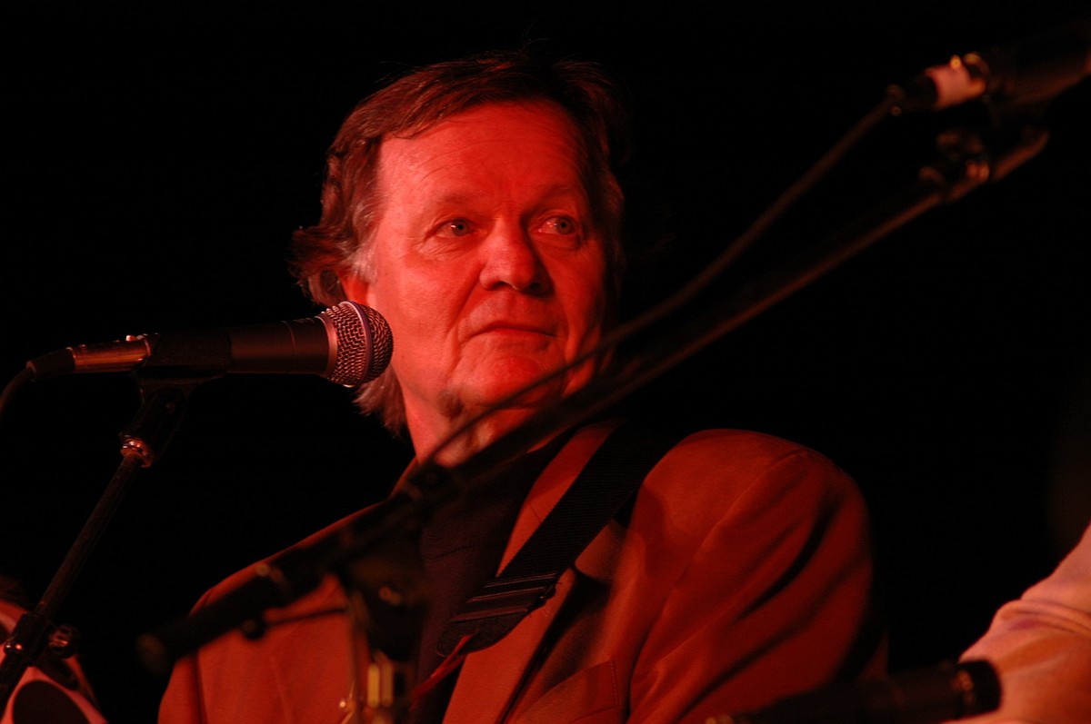 Wayland Holyfield, writer of ‘Arkansas, You Run Deep in Me,’ dies at 82 ...