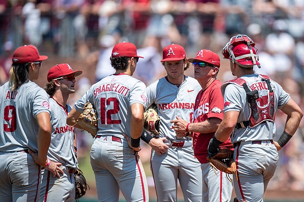 VIDEO: Dave Van Horn recaps Arkansas baseball's Game 3 loss at Texas A ...