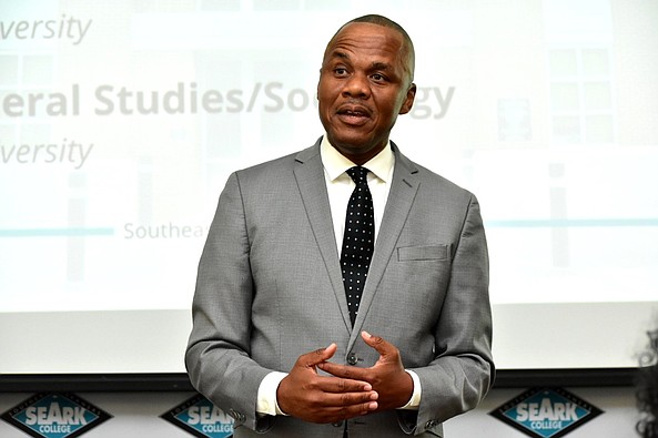 I.C. Murrell | Pine Bluff Commercial News