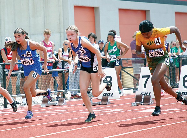 Russellville's Linnenbrink claims state medal in Class 2 girls shot put ...