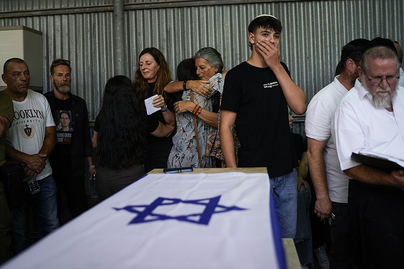 Airstrike kills 27 in central Gaza and fighting rages as Israel's ...