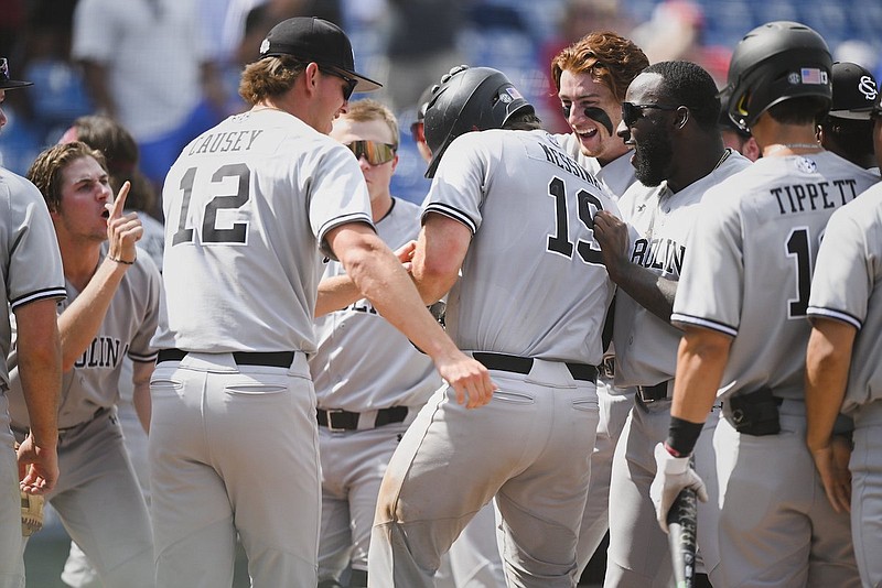 Arkansas baseball falls to South Carolina in first game at 2024 SEC ...