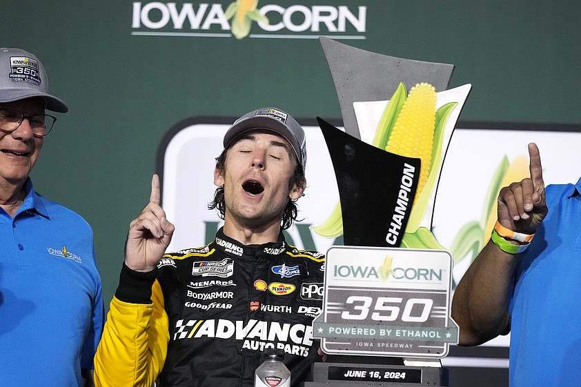 Blaney wins inaugural NASCAR Cup Series race at Iowa Speedway | Fulton Sun