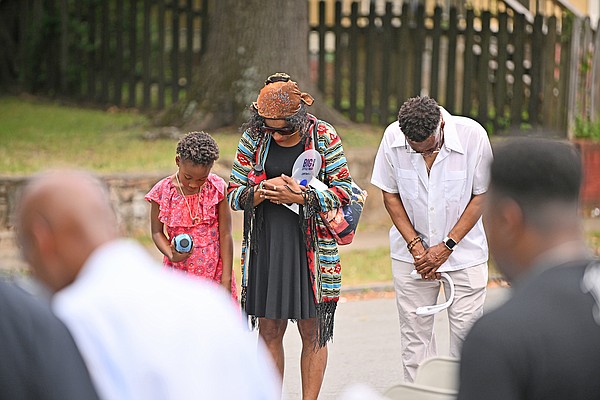 Event honors Fordyce mass shooting victims | The Arkansas Democrat ...