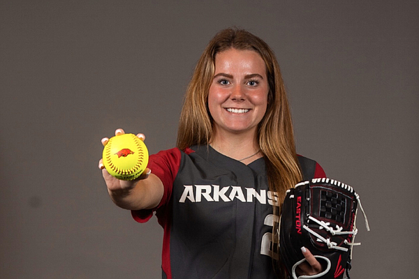 Softball | Whole Hog Sports