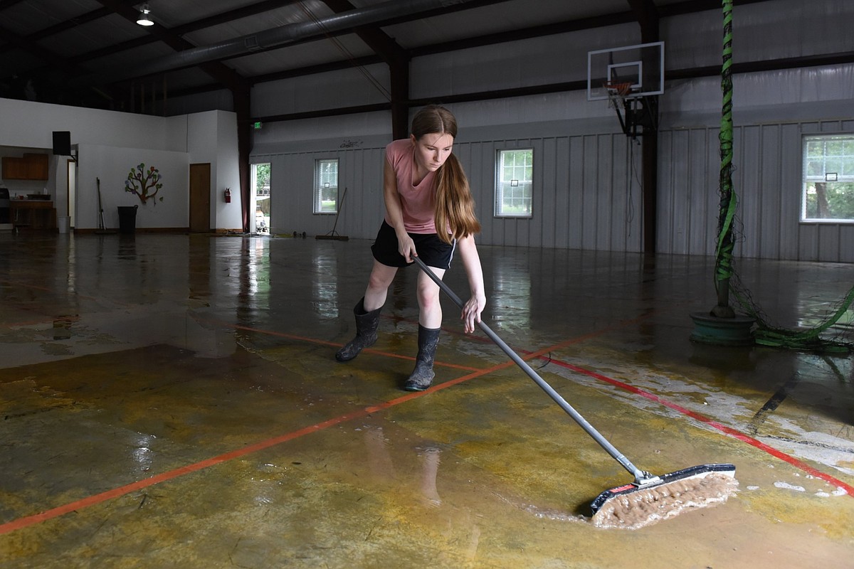 Heavy rains cross Arkansas, flood 8 counties, force nursing home ...