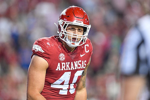 Arkansas football defensive lineman Landon Jackson named to Bronko ...