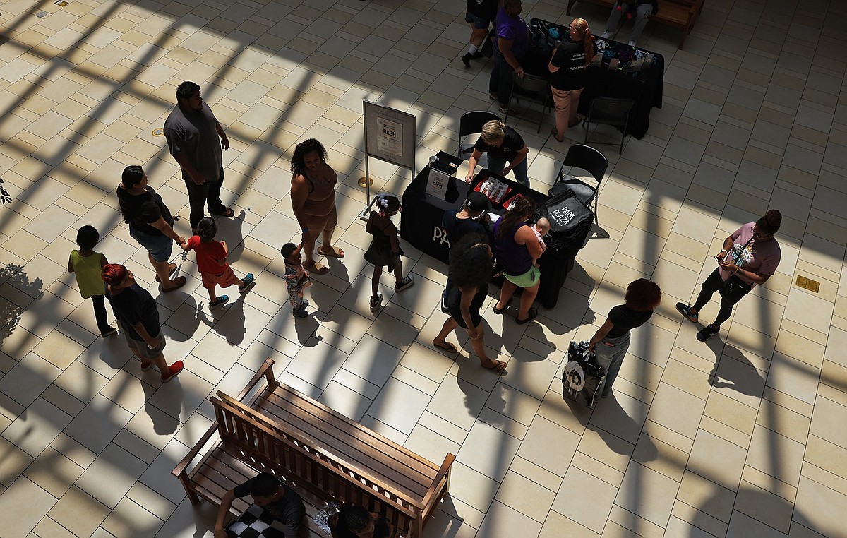 Festivities at mall welcome shoppers during sales tax holiday ...