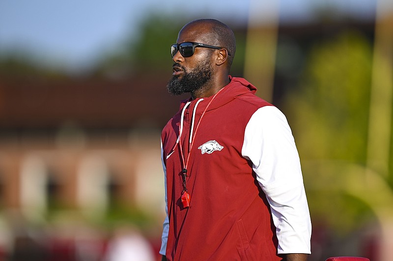 VIDEOS: Arkansas running backs coach Kolby Smith, players discuss ...