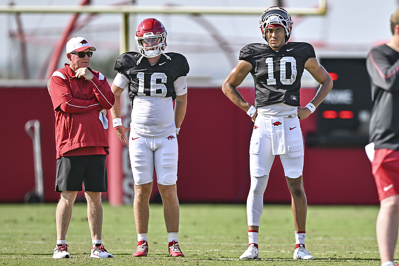'He has answers’: Bobby Petrino helping Arkansas football offense find ...