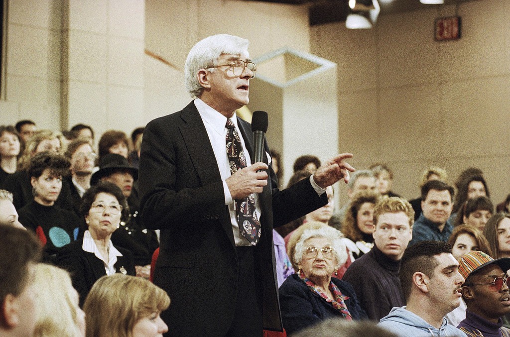 Phil Donahue, whose pioneering daytime talk show launched an indelible ...