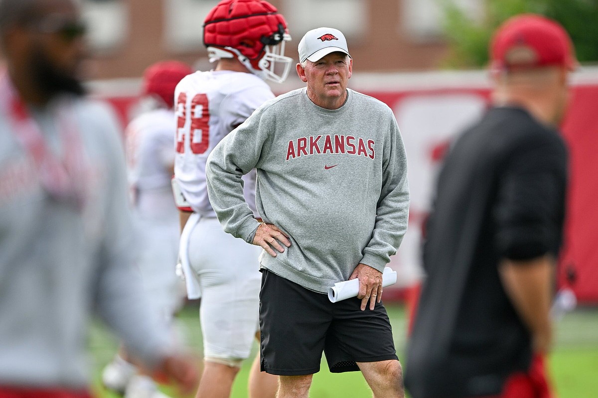 Razorback report: QBs’ play upsetting to Petrino | The Arkansas ...