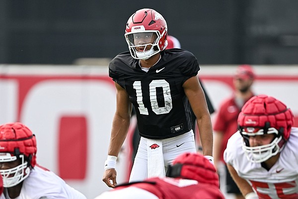 WATCH: Arkansas football's Taylen Green, Brad Spence, Landon Jackson ...