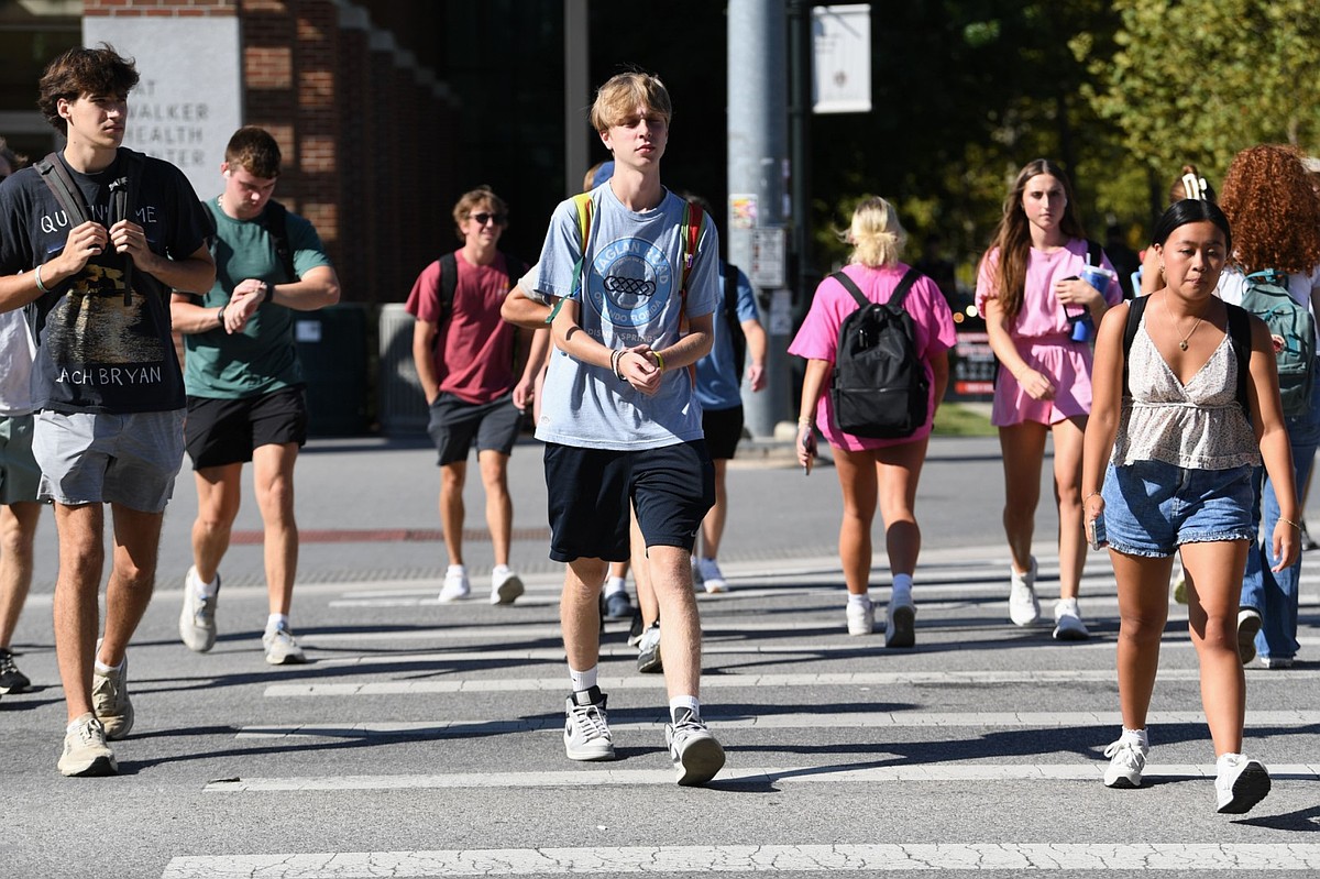 University of Arkansas’ fall enrollment up 4.6% from 2023 | The ...