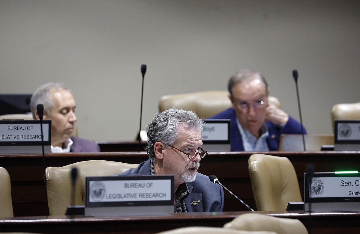 Panel recommends state pick up entire cost of district judges’ salaries ...