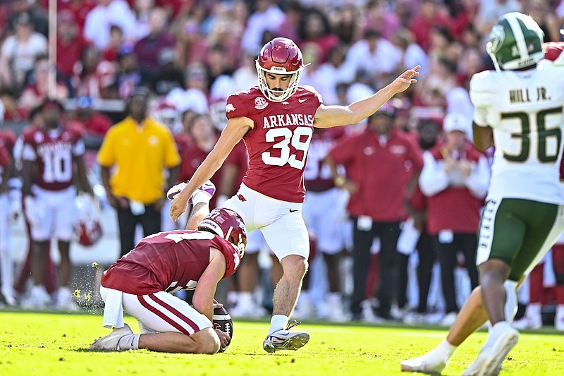 Arkansas football report: Kyle Ramsey bounces back at kicker ...