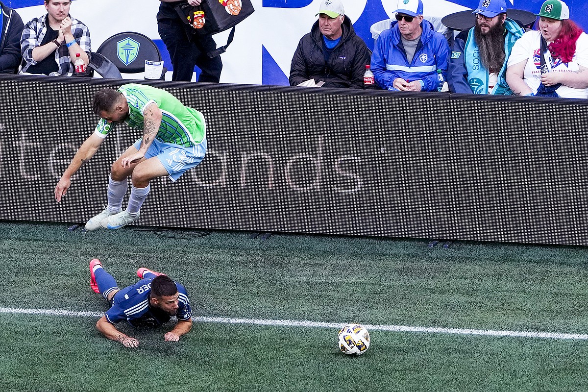 Ragen, Rothrock each score goal, Sounders beat Sporting KC 2-0 | Fulton Sun