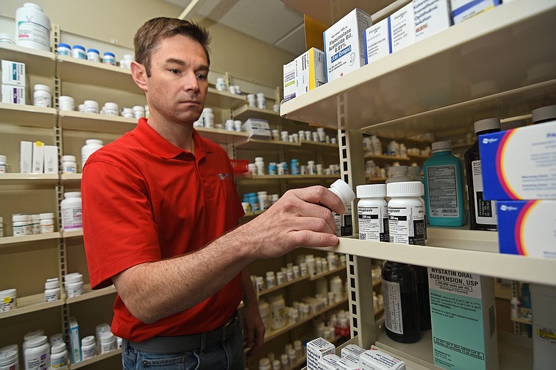 Legislative panel backs emergency rule to boost pharmacy reimbursement ...