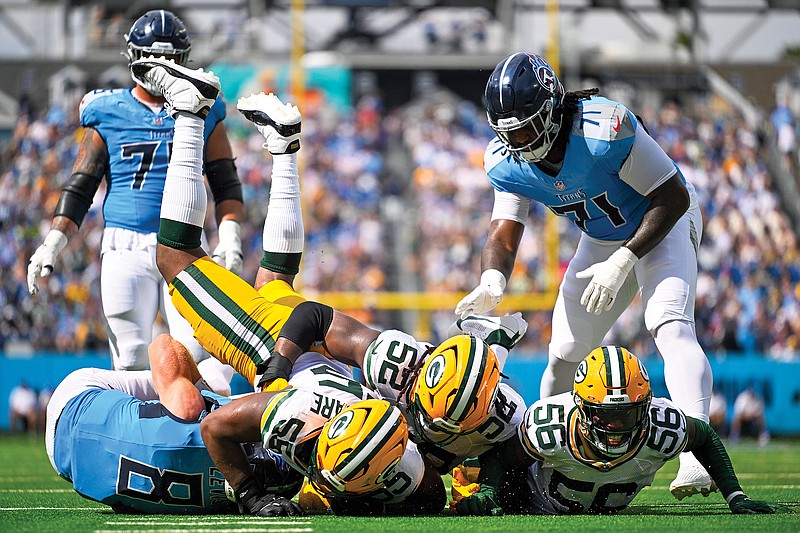 NFL Capsules: Darnold throws four TDs, Vikings overwhelm Texans ...