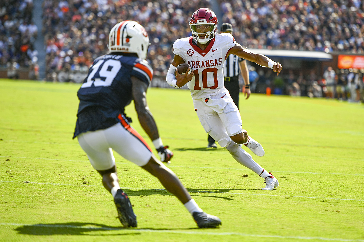 Razorback report: QB plans to remain on ground | The Arkansas Democrat ...