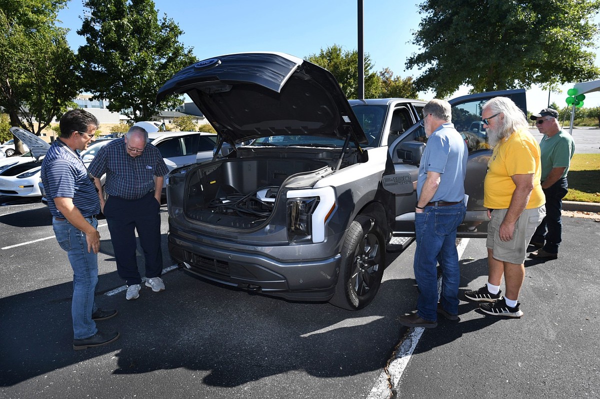 Future of state’s electric-vehicle projects unclear after federal funds ...