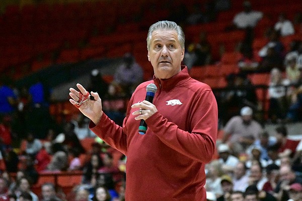 Arkansas basketball legends make appearance in Pine Bluff for 'Tip-Off ...
