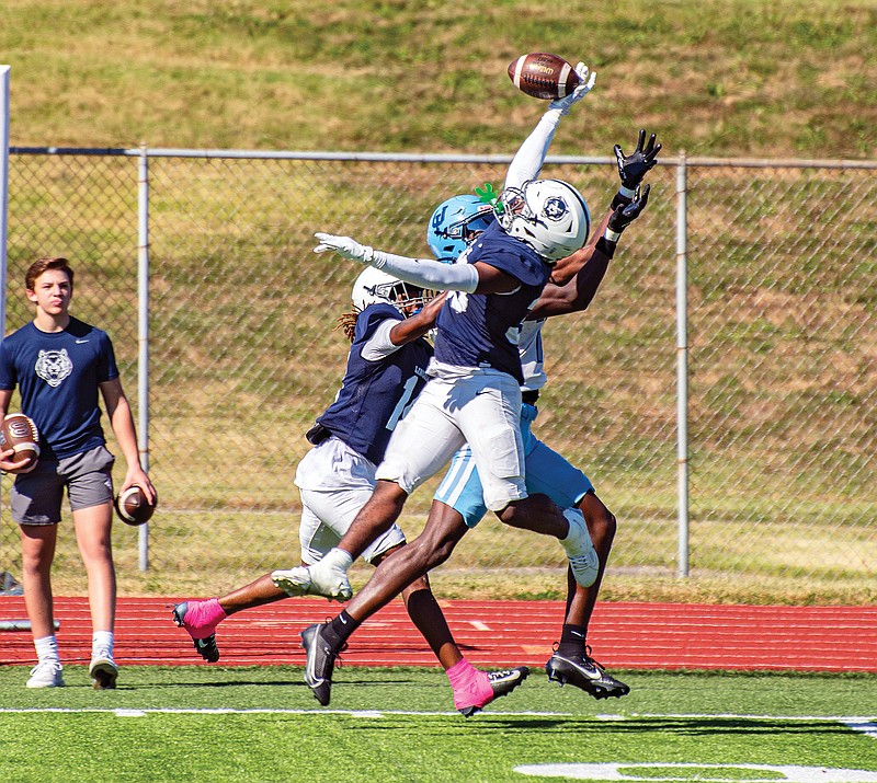 Lincoln can’t overcome ugly first quarter in loss to Upper Iowa ...