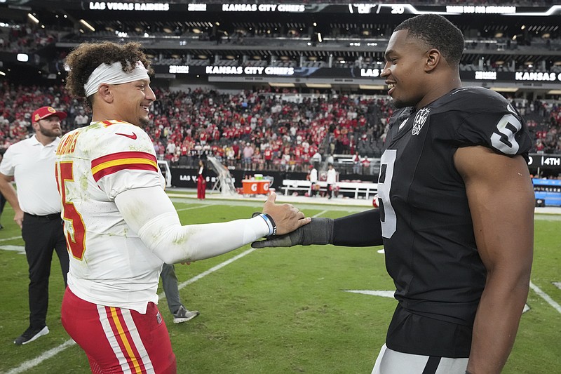 5-at-10: Chiefs atop NFL power poll, Dodgers grab 3-0 Series lead, SEC ...