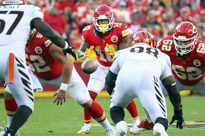 Chiefs activate Pacheco, Omenihu for game against Raiders | Fulton Sun