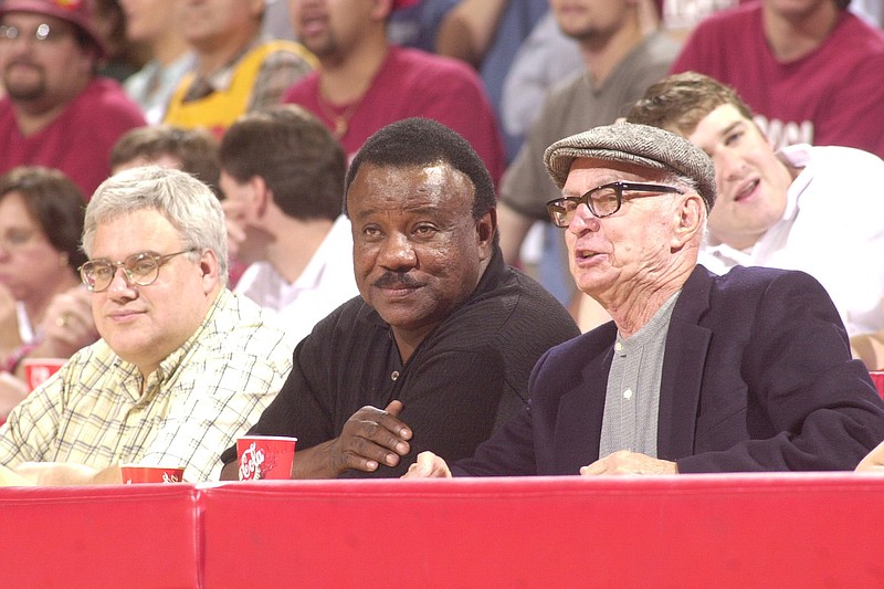 Commentary: Bob Holt earned respect | Whole Hog Sports