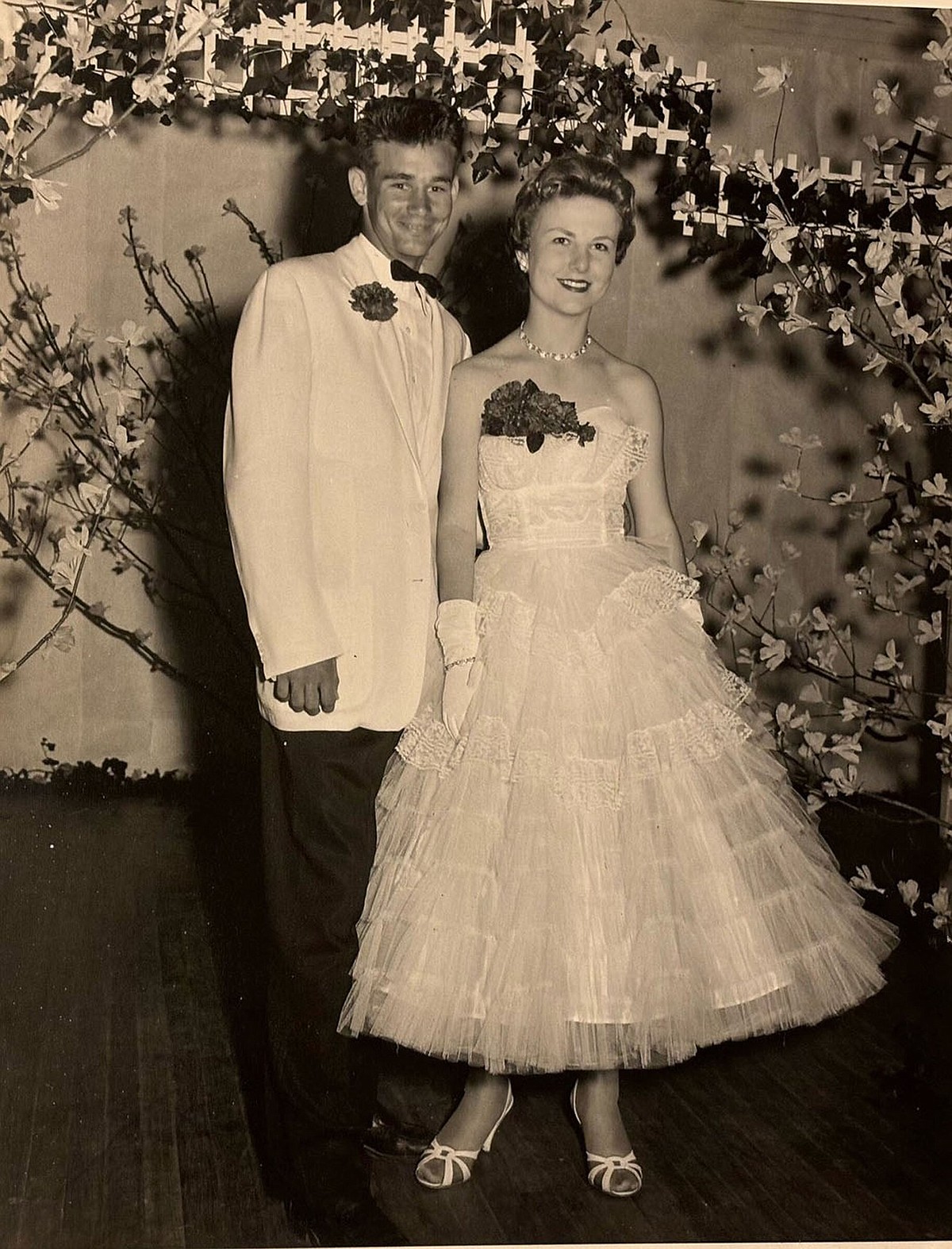 IT TAKES A LIFETIME: ‘Coca-Cola lady’ keeps Christmas all year long ...