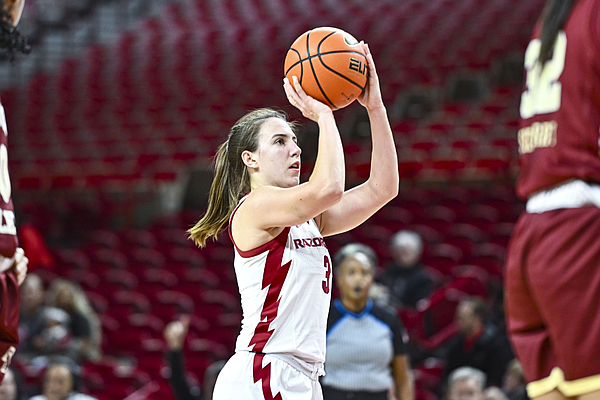 Arkansas women's basketball guard Izzy Higginbottom named SEC Co-Player ...