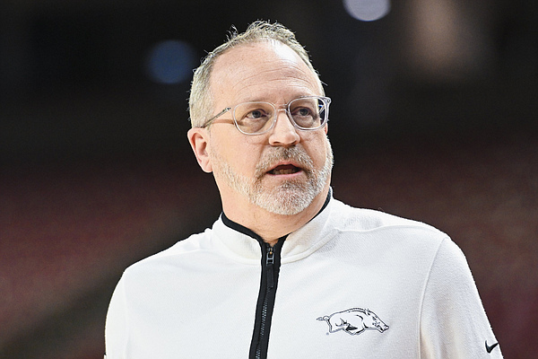 WATCH: Mike Neighbors previews Arkansas women's basketball game vs ...