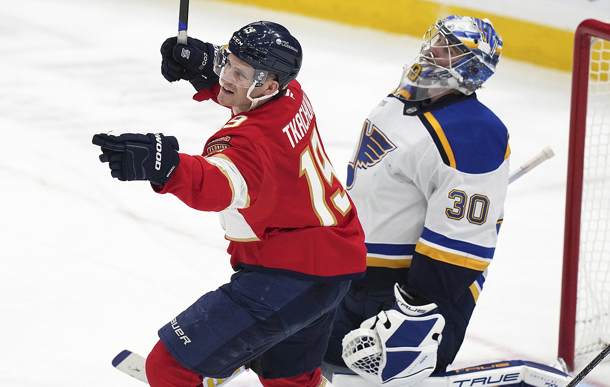 Barkov scores power-play goal as Panthers beat Blues 2-1 | Fulton Sun